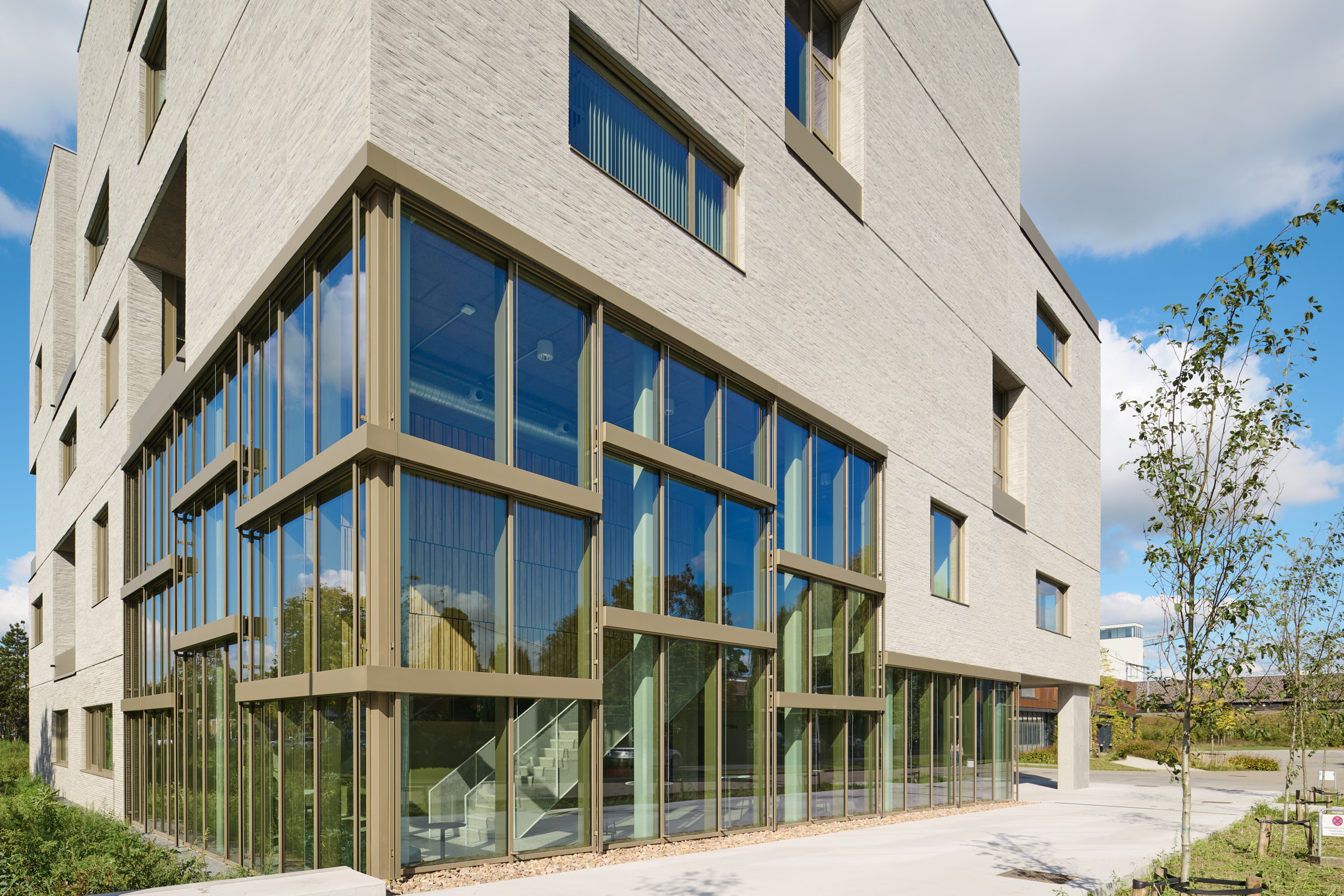 Dycore kanaalplaatvloer - Bouwproducten